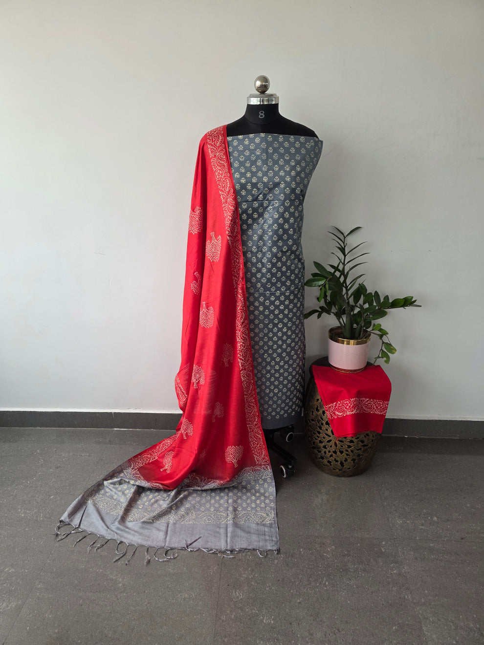 Katan discharge print silk set - FN25 – wwwcollections